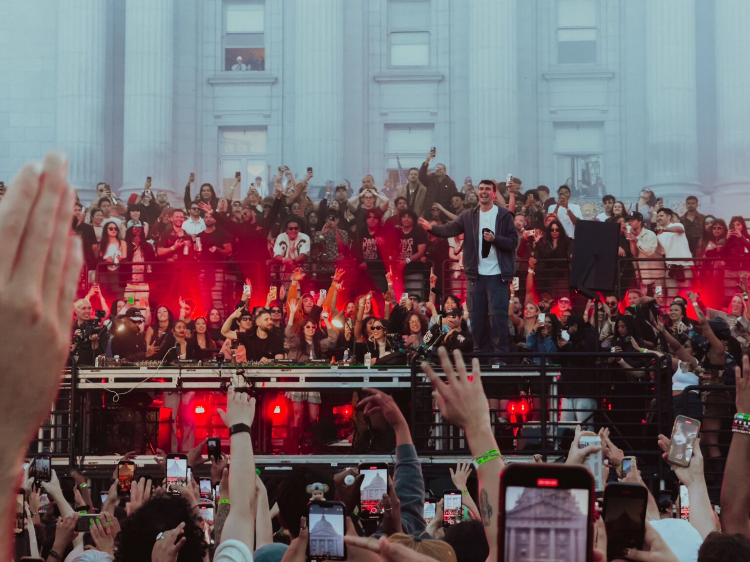 Fred Again to play LA Coliseum on June 14th! – EDM Life